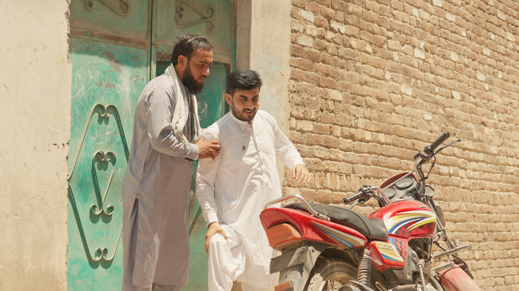 Masood Khan Pakistan From Polio Survivor To Vaccinator In P…